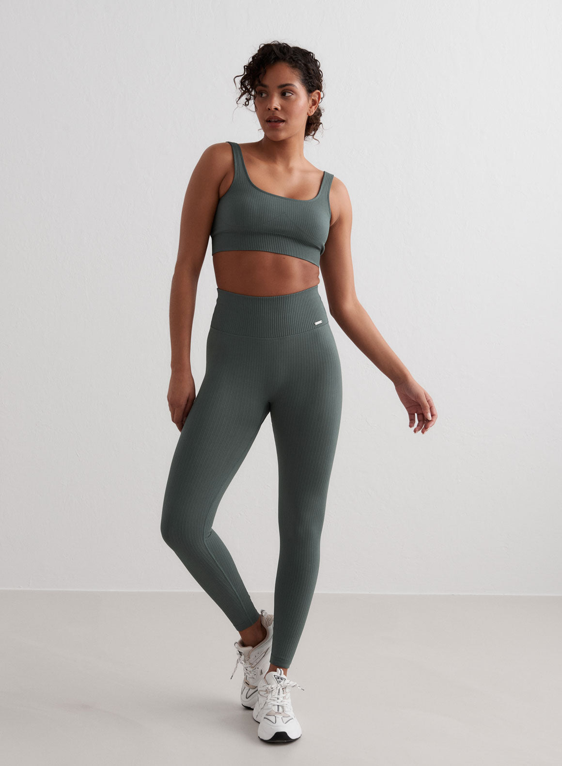 Sage Ribbed Seamless Tights – aim'n no